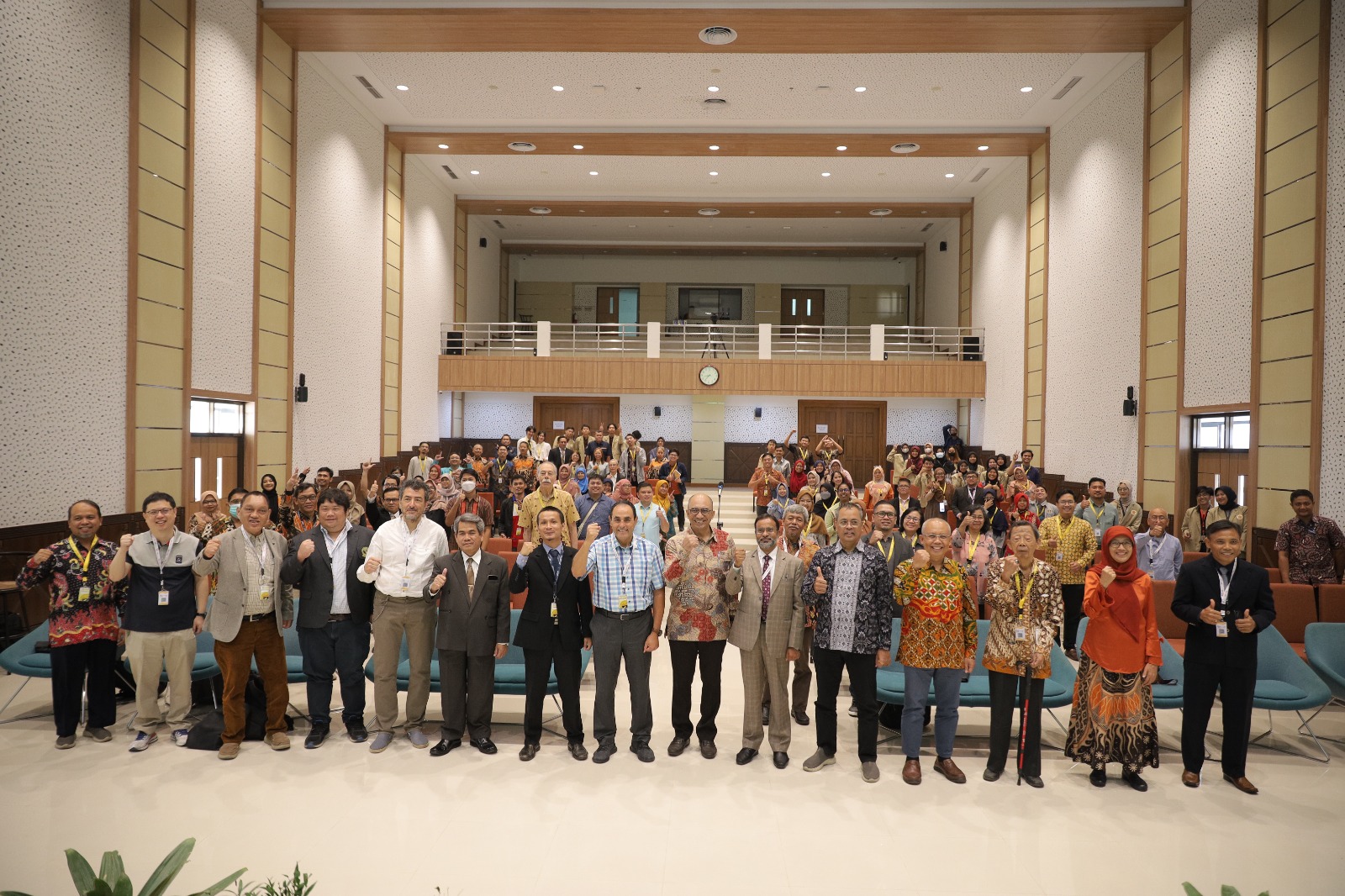 The Opening Ceremony of The 9th SEAMS-UGM 2023: Integrating Mathematics ...