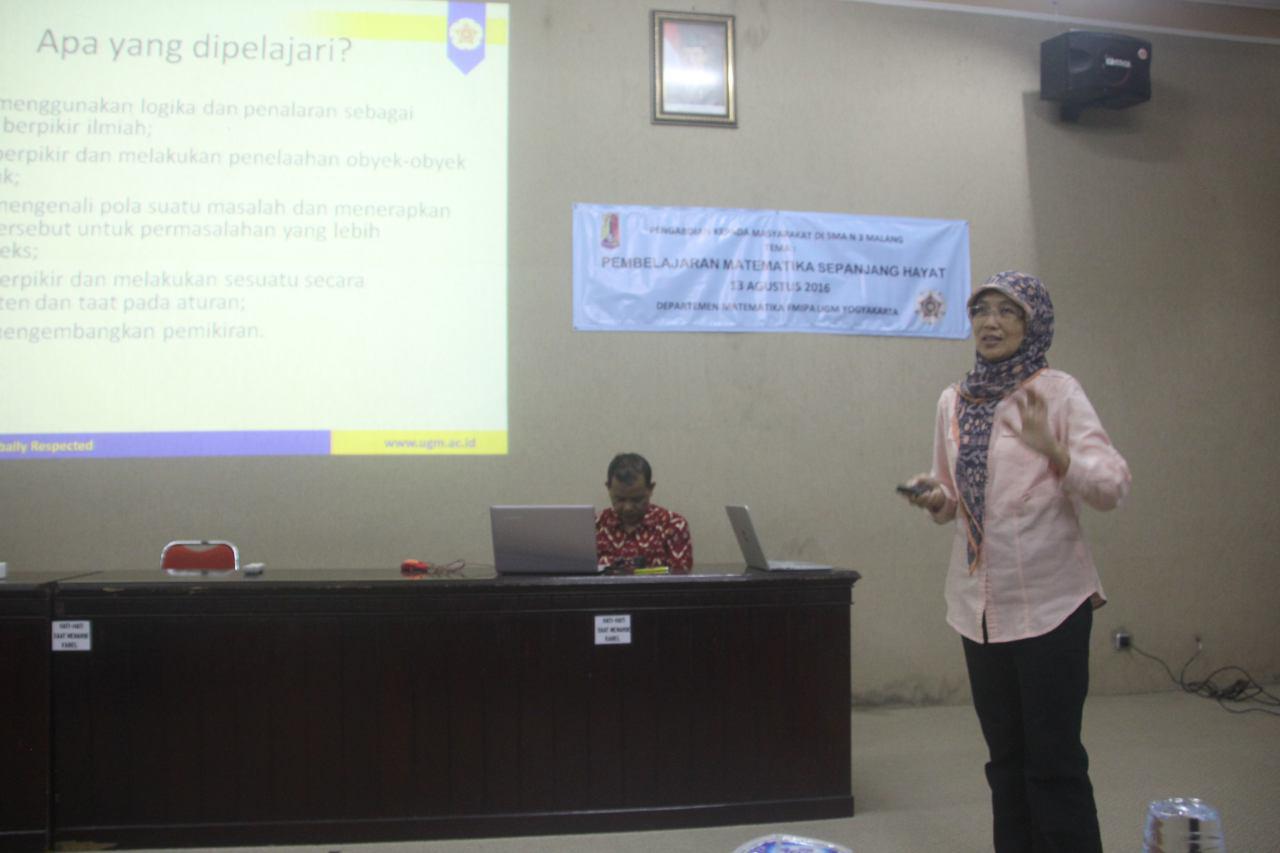 Pengabdian Masyarakat Dosen-Dosen Departemen Matematika FMIPA UGM di ...